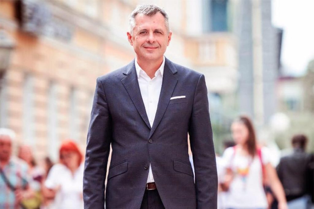 RADOJIČIĆ: Ne bavim se politikom godinu i po, ali se politika bavi sa ...